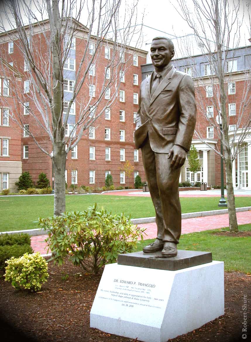 Edward Triangolo Statue - Robert Shure, Sculptor
