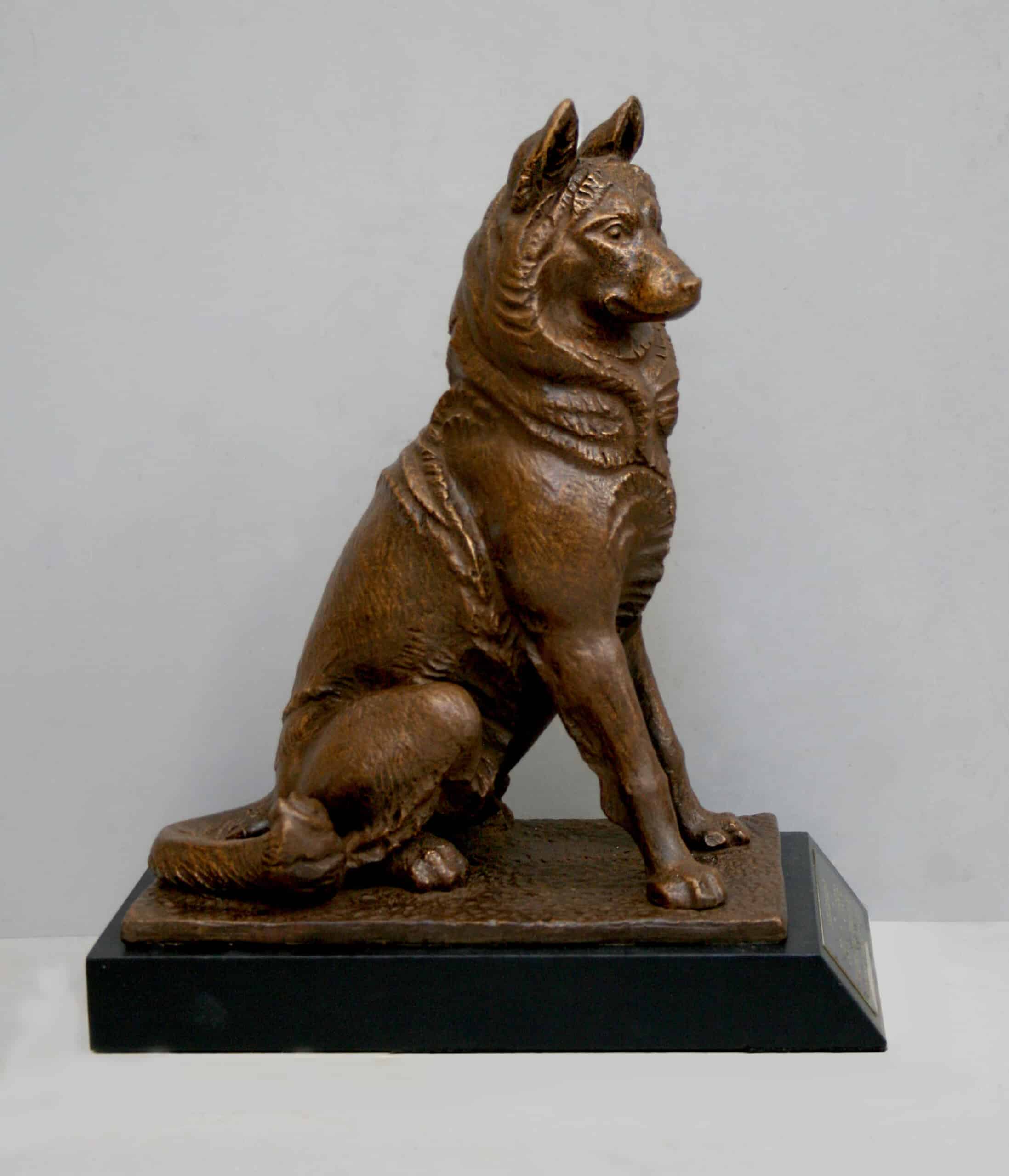 Animals And Mascots Archives - Robert Shure, Sculptor